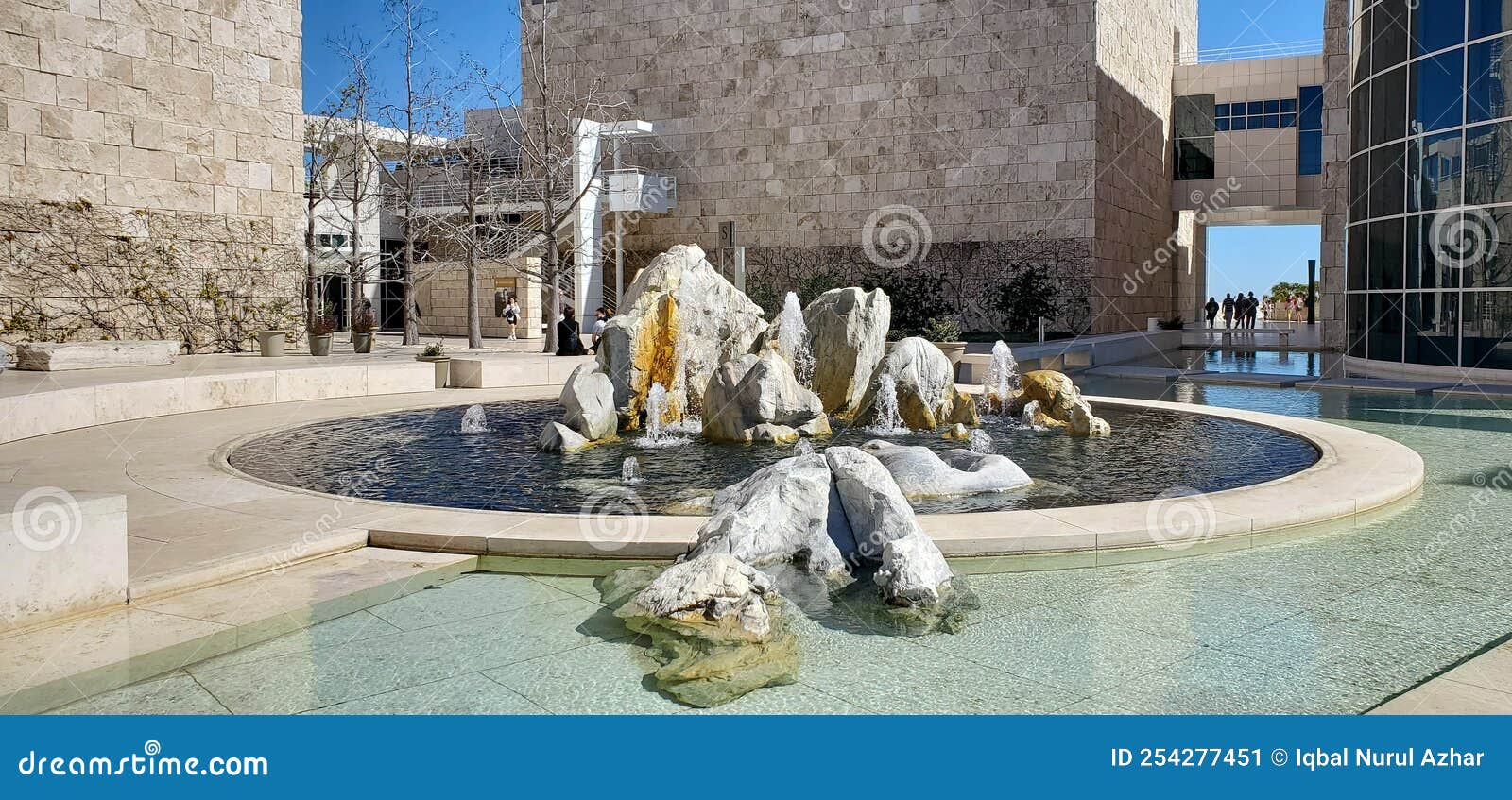 Beautiful Getty Museum Water Fountain Editorial Photo - Image of ...