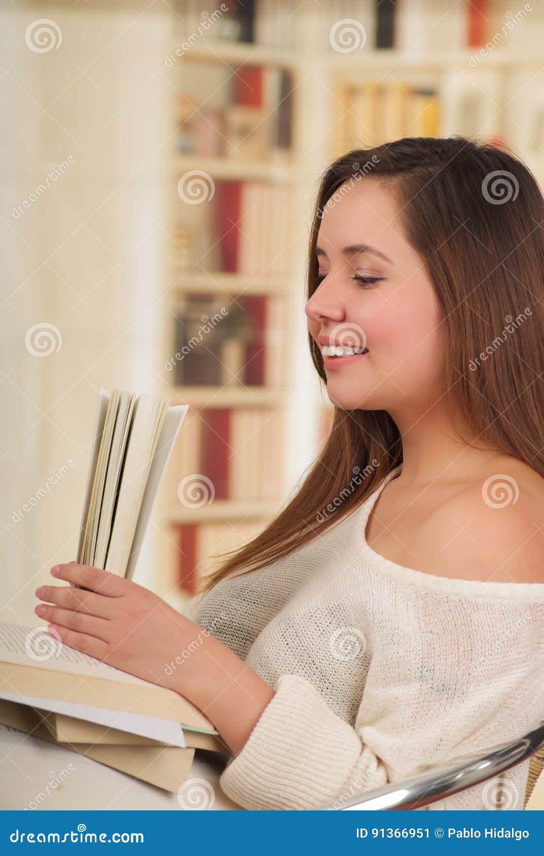 Beautiful Girl Holding Books Stock Image - Image of read, cute: 91366951