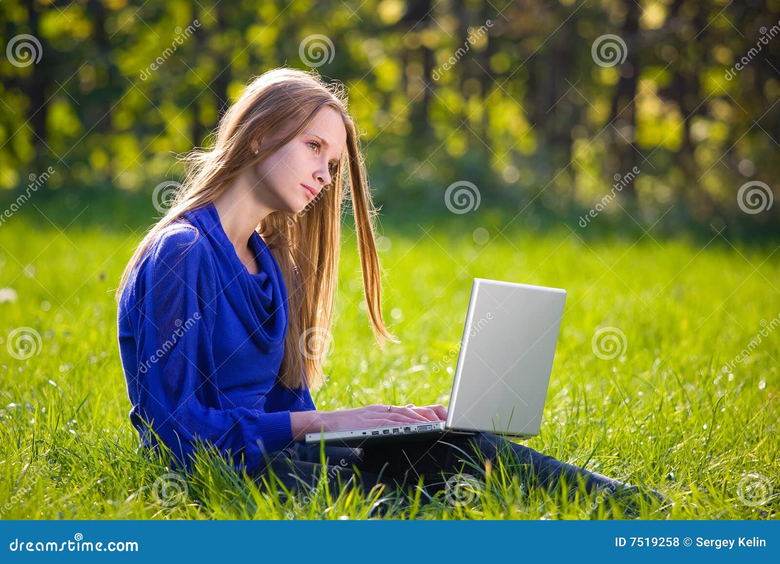Beautiful Girl with Notebook Stock Photo - Image of notebook, girl: 7519258