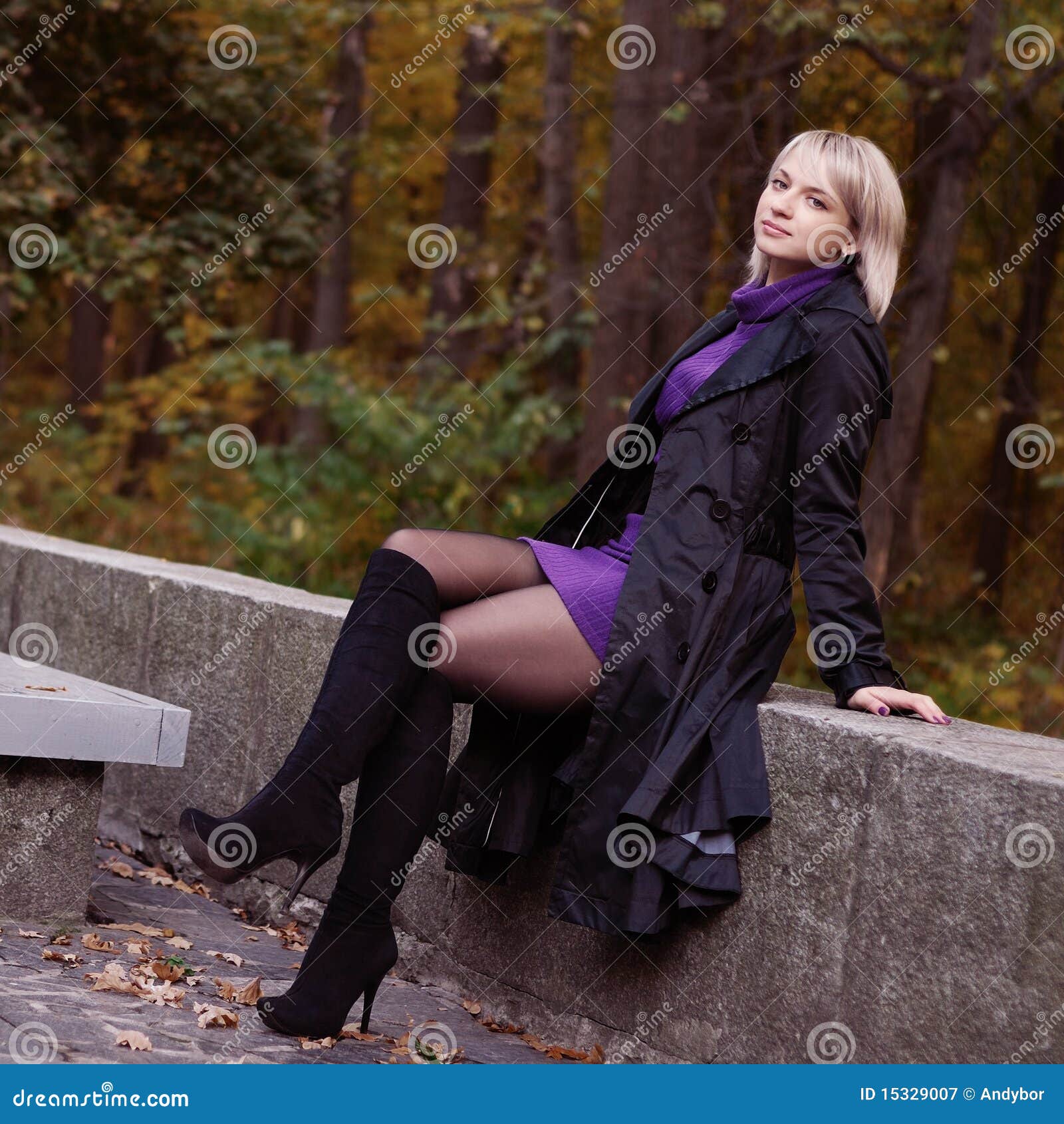 Beautiful Girl Posing in Autumn Park Stock Image - Image of people ...