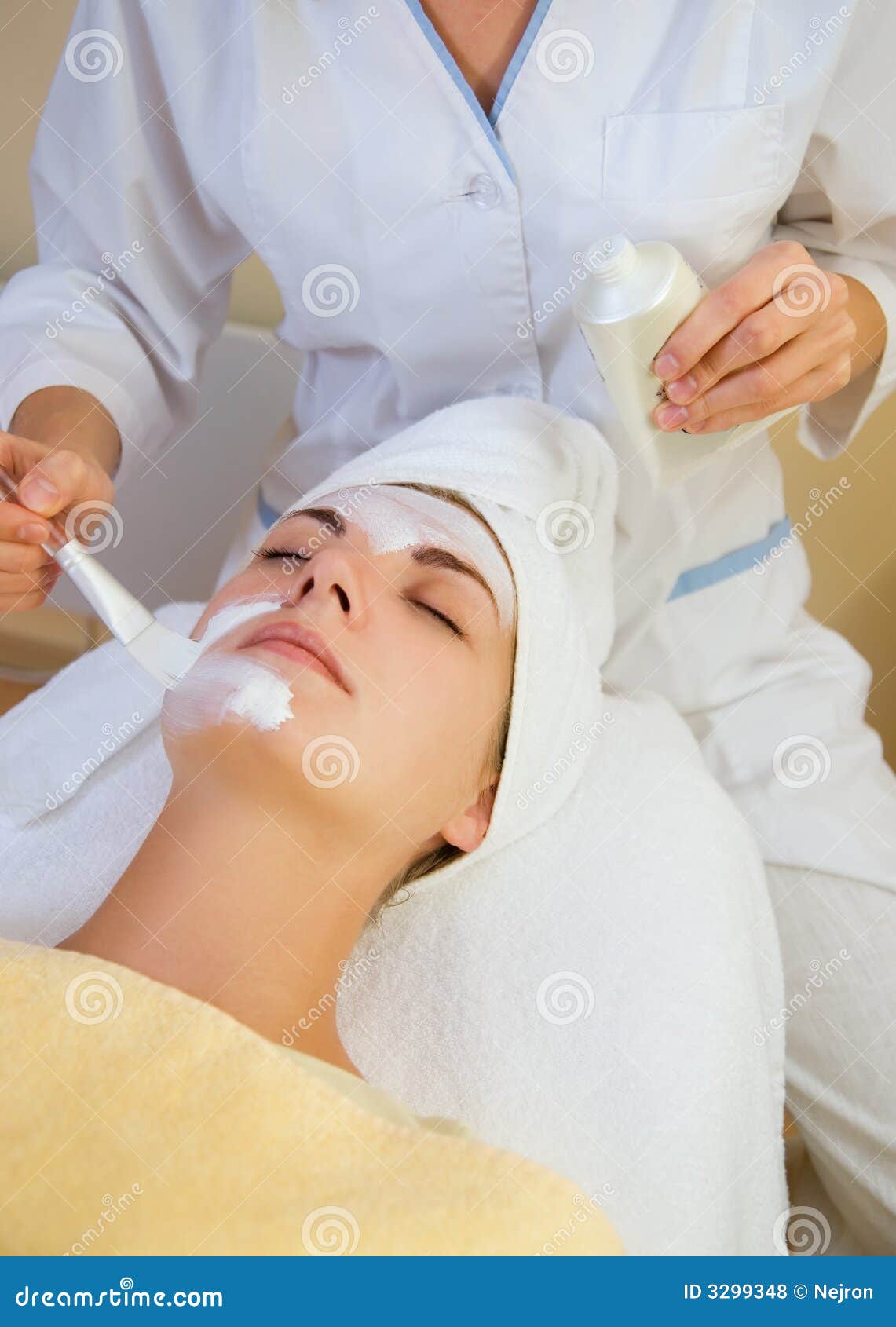Beautiful Girl in Spa Salon Stock Photo - Image of cure, clinic: 3299348