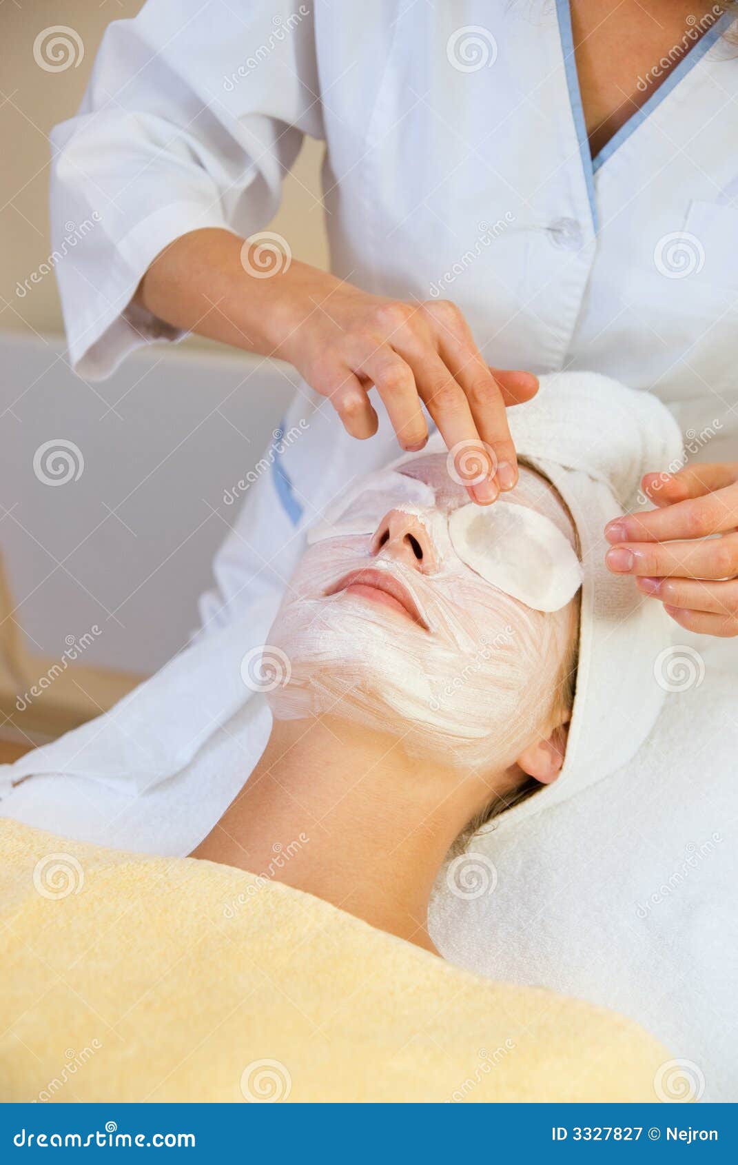 Beautiful Girl in Spa Salon Stock Image - Image of gentle, girl: 3327827