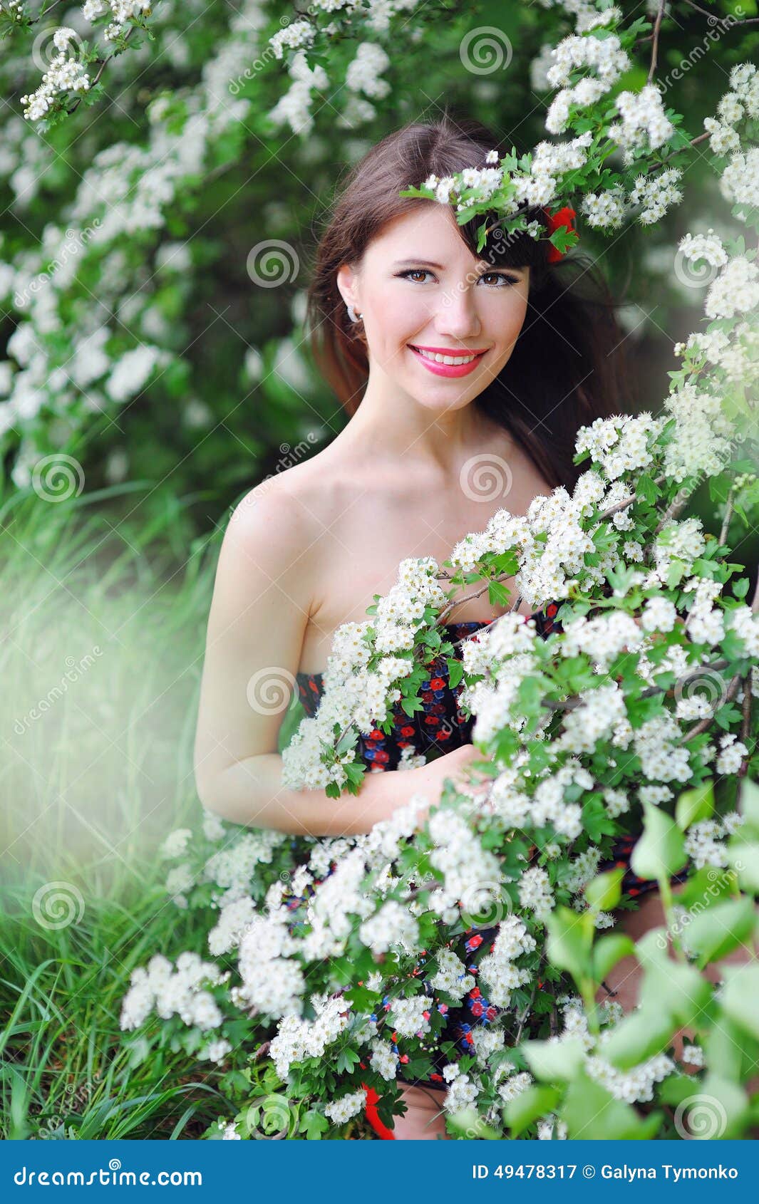 Beautiful Girl in the Spring Flowery Park Stock Image - Image of beauty ...