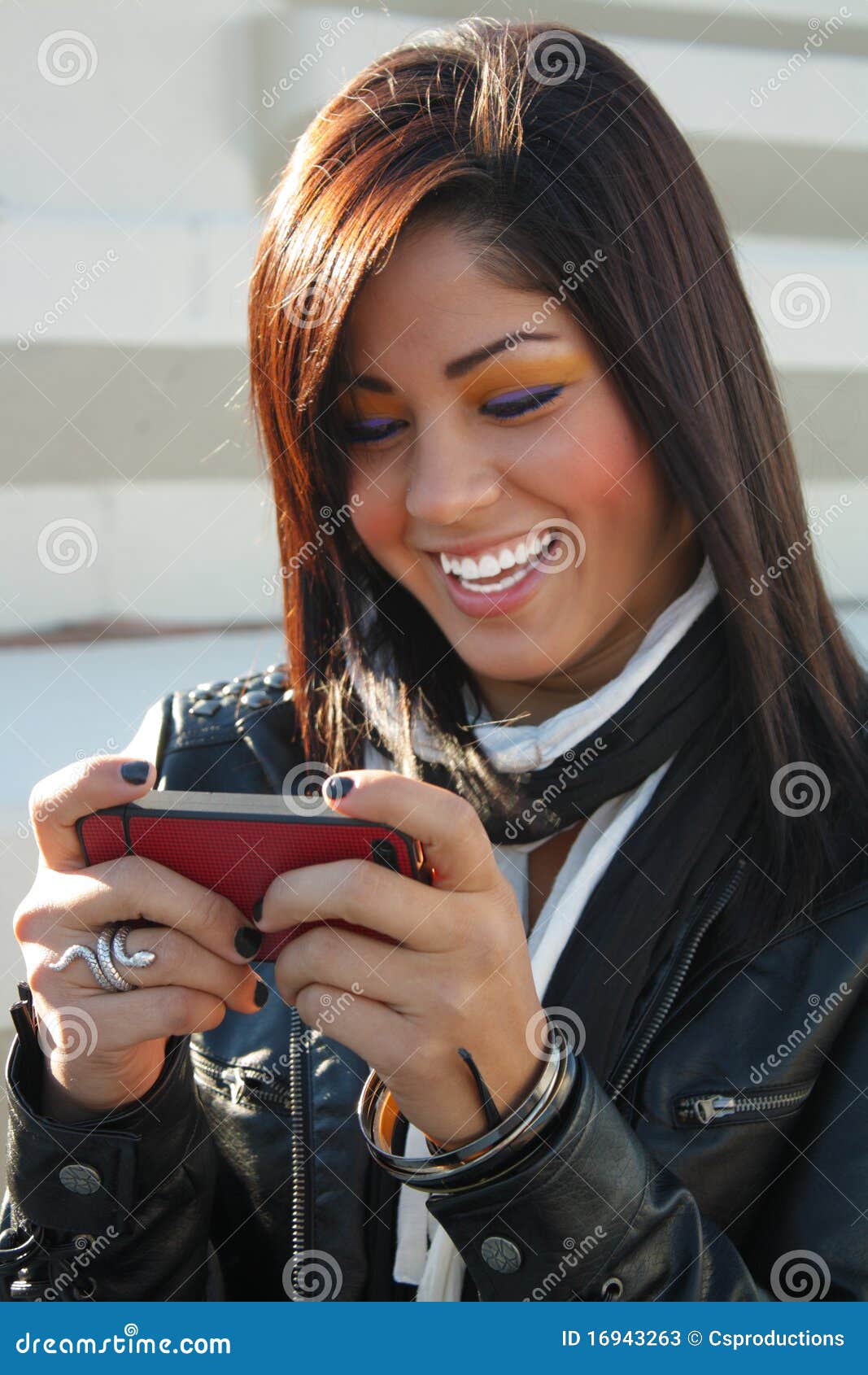 Beautiful Girl Texting Outdoors Stock Image - Image of beautiful, ring ...