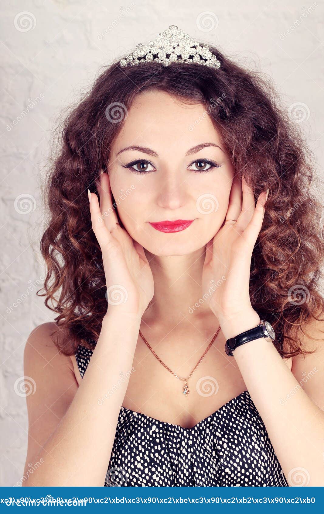 Beautiful girl with tiara stock image. Image of crown - 28902461