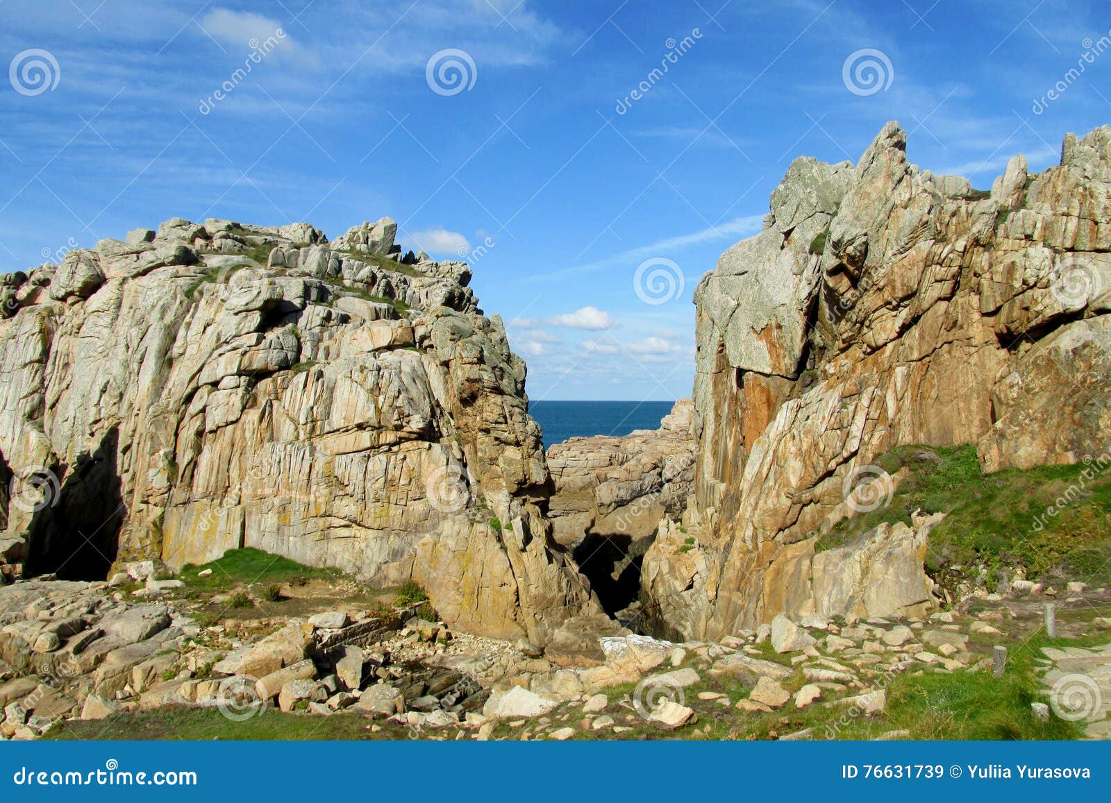 Beautiful Granite Cliffs at the Sea Coast Stock Image - Image of cliffs ...