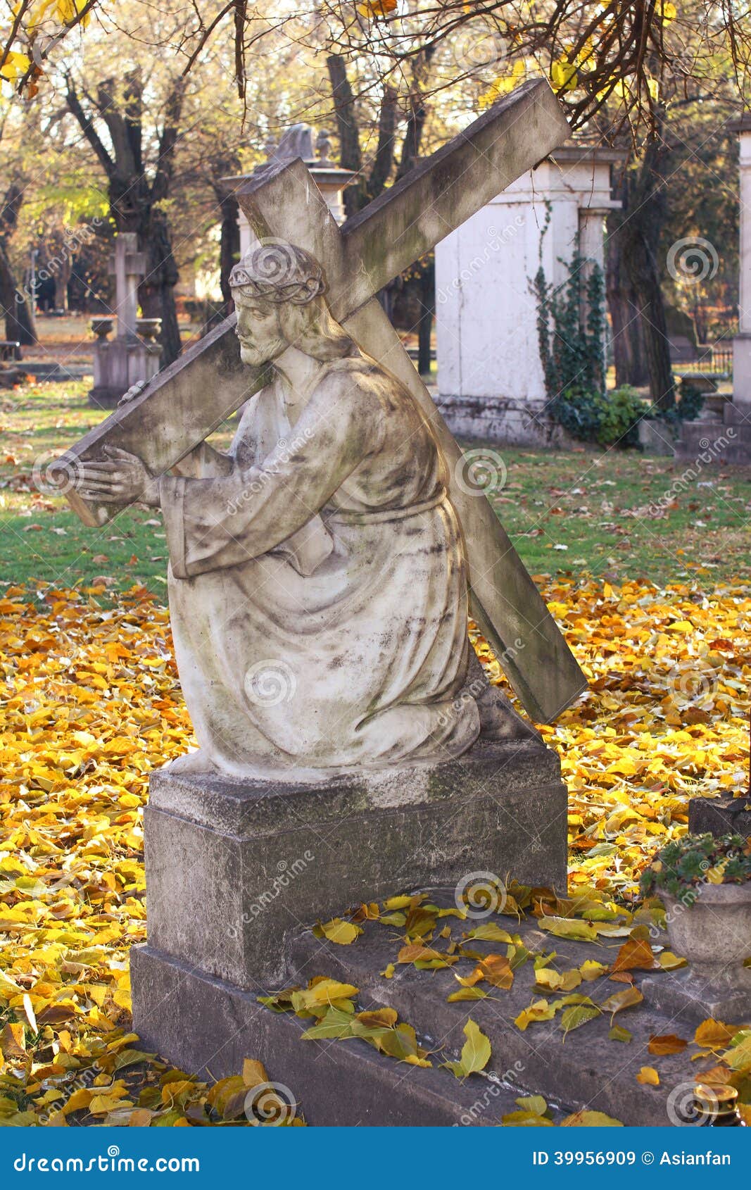 Beautiful Grave with a Jesus Statue Stock Image - Image of passing ...