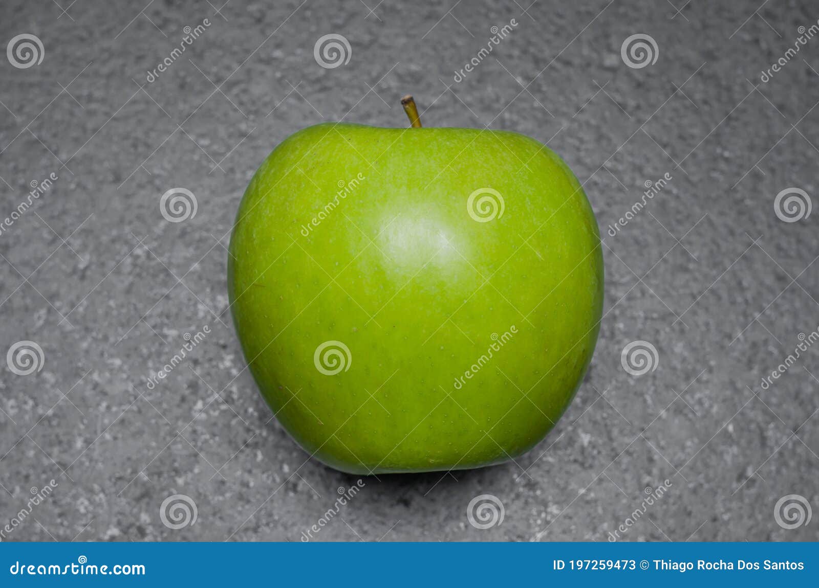 Beautiful Green Apple on Black Stone Granite Stock Image - Image of ...