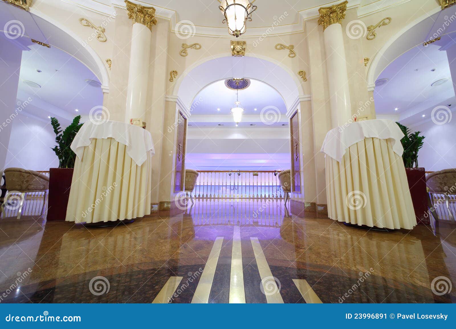 Beautiful Hall with Columns in Hotel Ukraine Editorial Photo - Image of ...