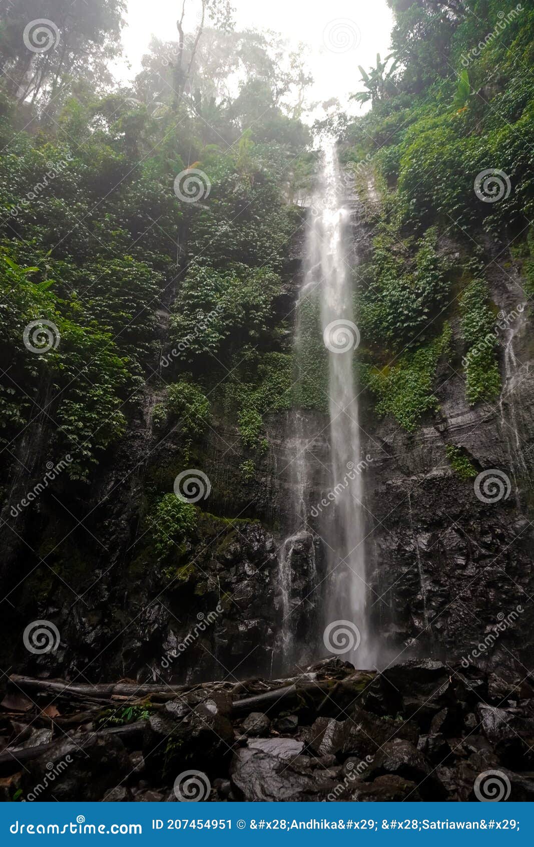 Beautiful hidden waterfall stock image. Image of outdoor - 207454951