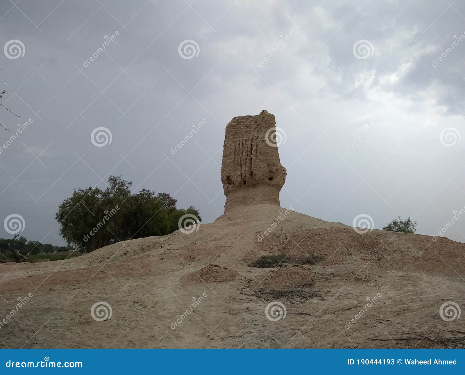 Beautiful and Historical Tomb Stock Image - Image of memorial, landmark ...