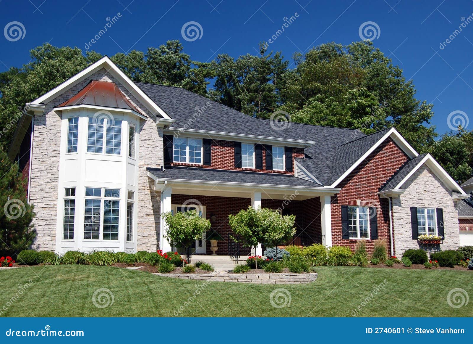 Beautiful home stock image. Image of brick, country, space - 2740601