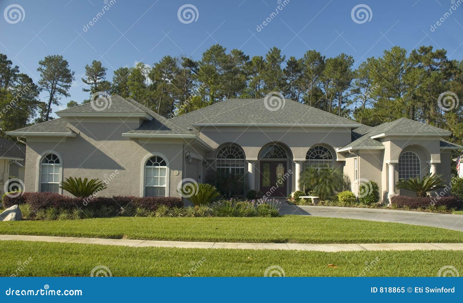 Beautiful Home with Arches. Stock Image - Image of live, money: 818865