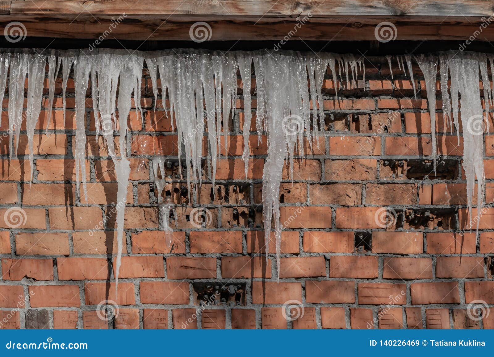 A Beautiful Horizontal Texture of Part of a Old Crashed Brick Wall in ...