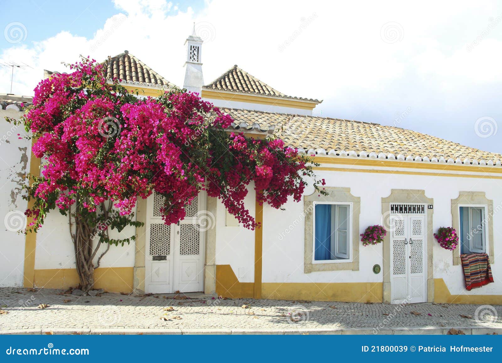 Beautiful House in Portugal Stock Image - Image of frontage, facade ...