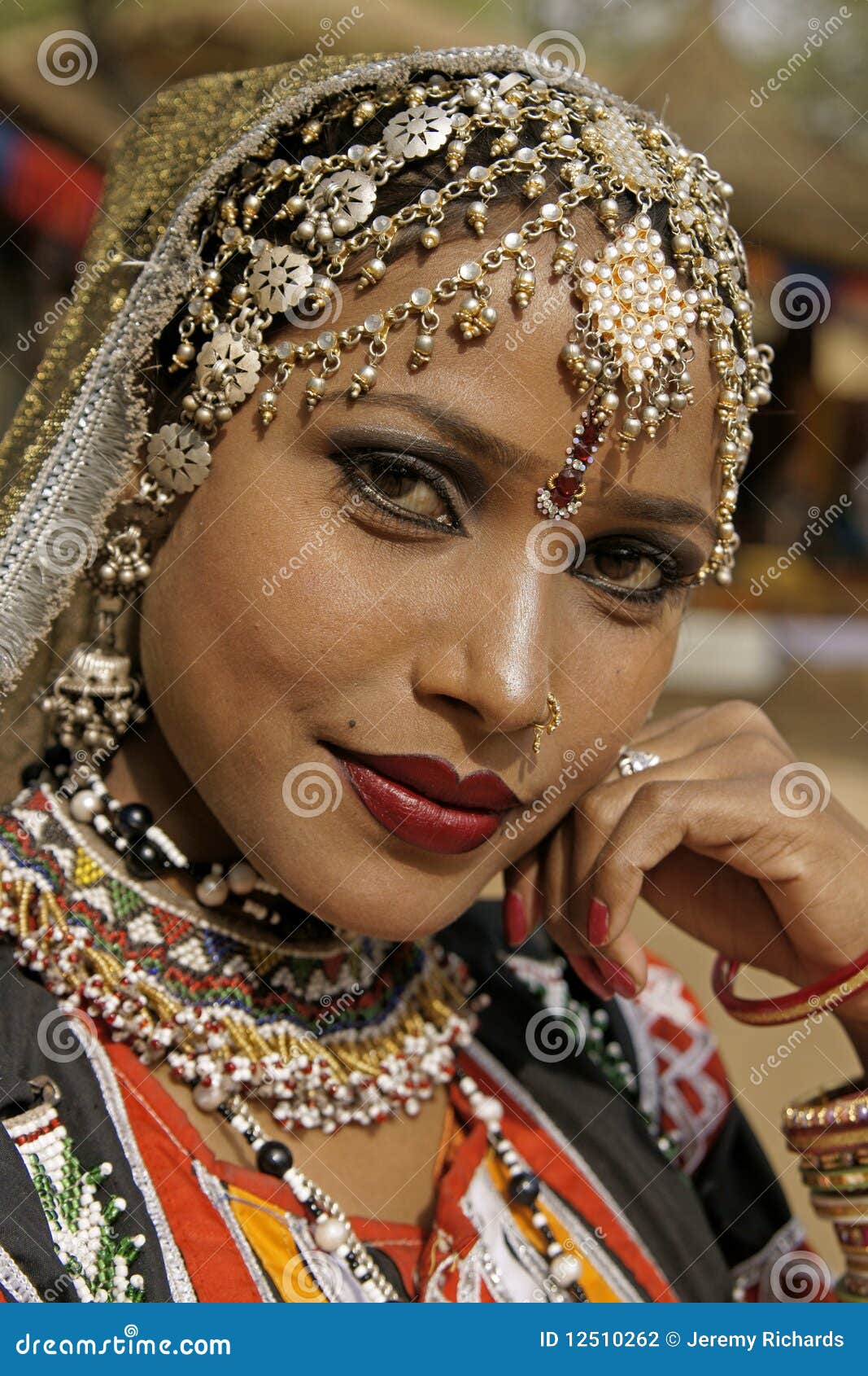 Beautiful Indian Lady editorial photography. Image of entertainer ...