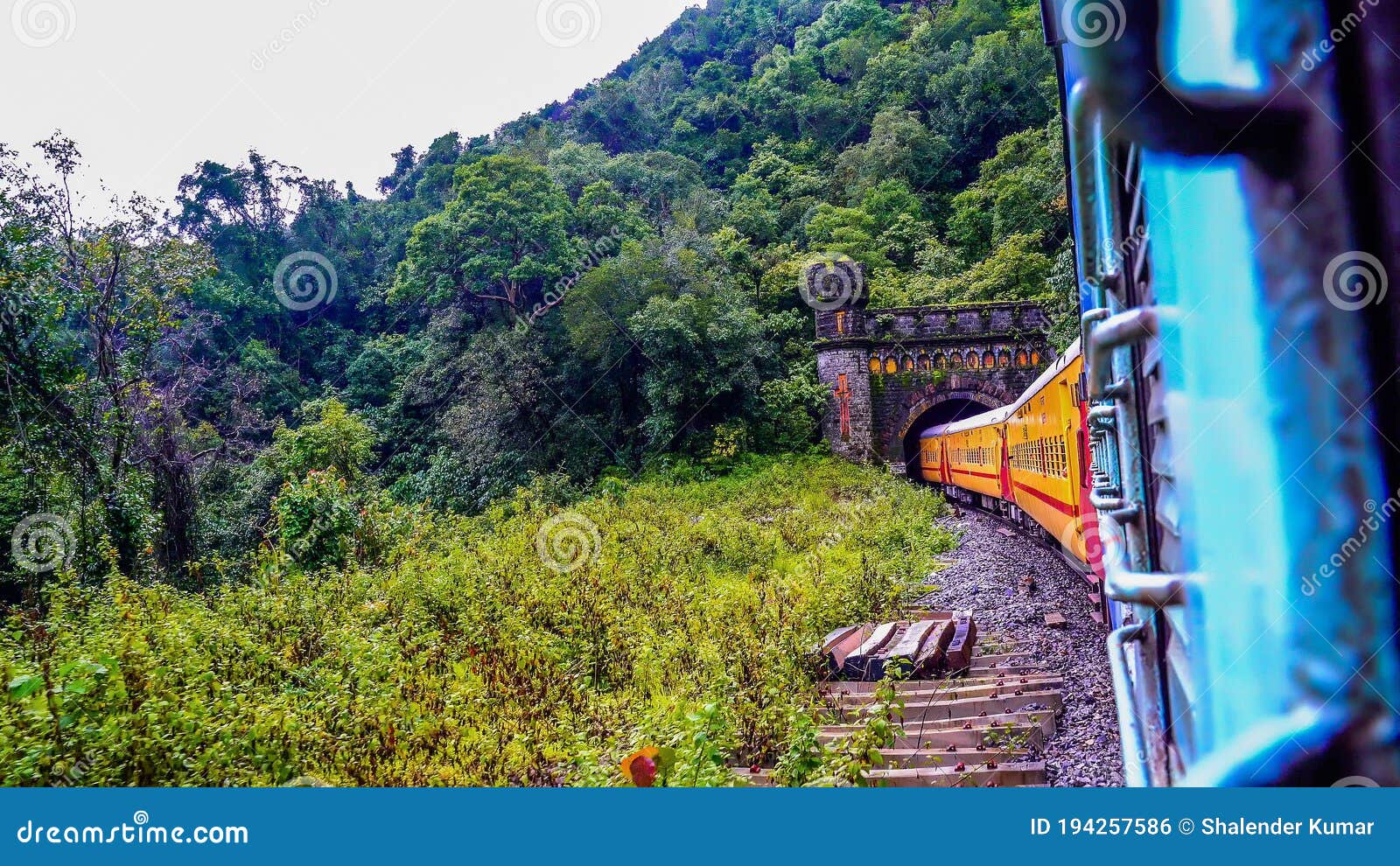 Beautiful Indian Railways editorial photo. Image of railway - 194257586