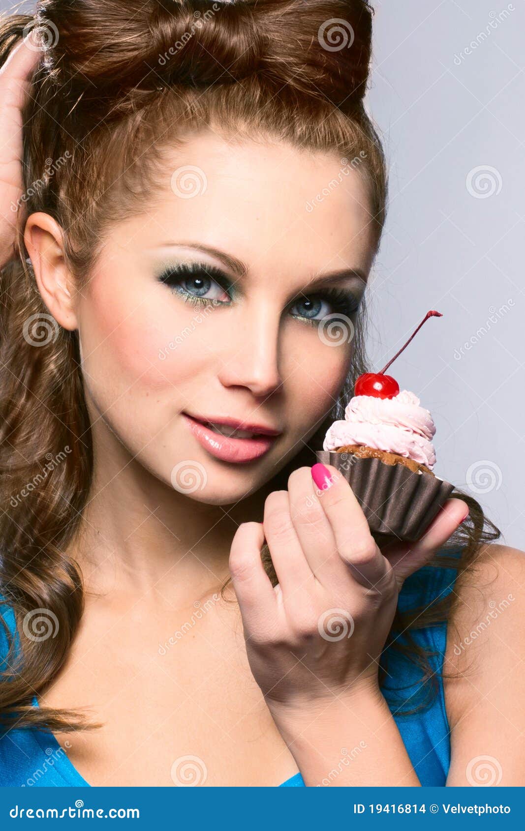 Beautiful lady with cake stock photo. Image of diet, makeup - 19416814