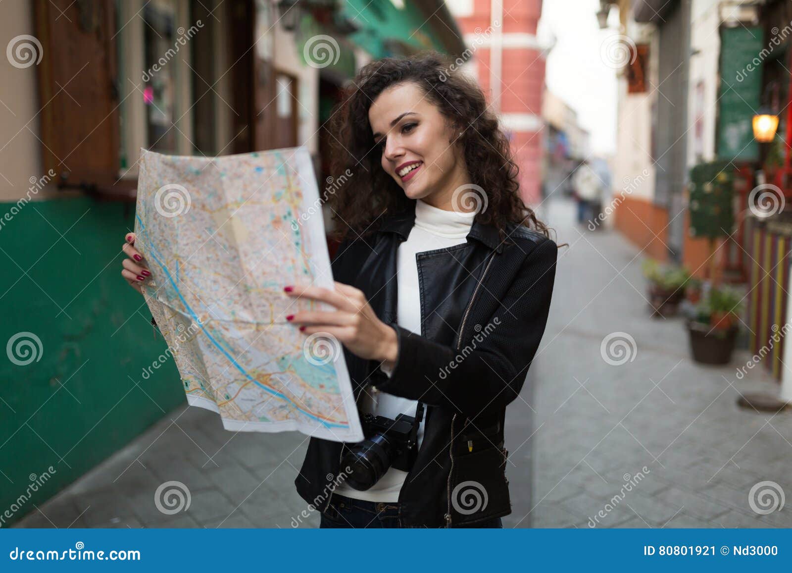 Beautiful Lady Exploring City Stock Image - Image of lady, smile: 80801921