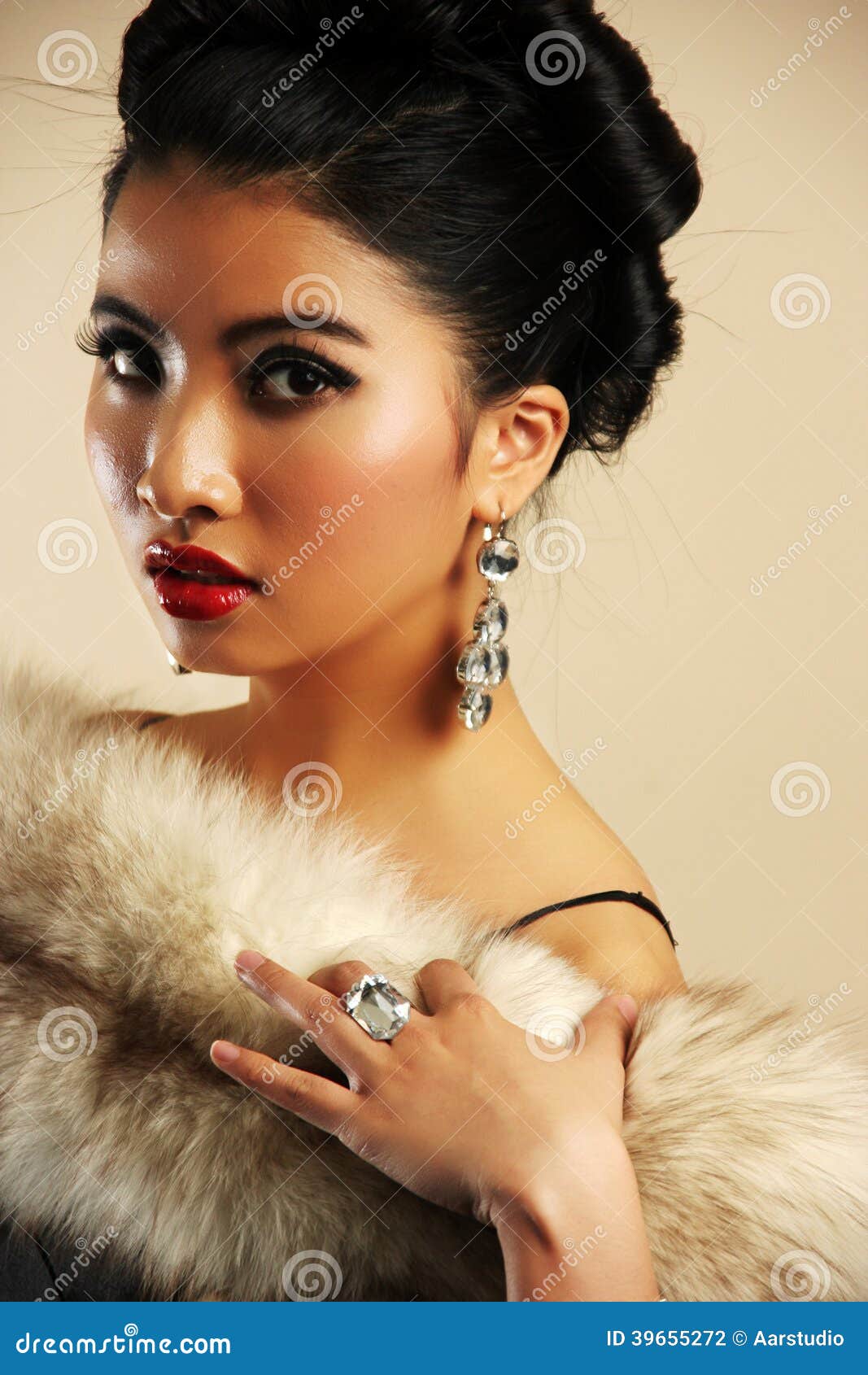 Beautiful lady posing stock photo. Image of sensual, look - 39655272