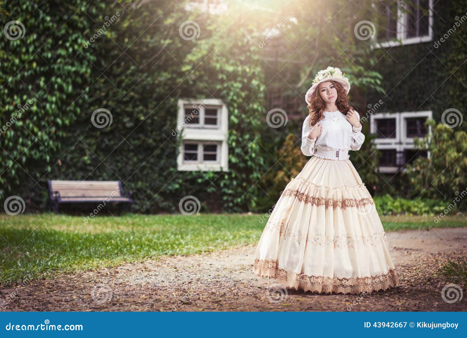 Beautiful Lady in Vintage Outfit Stock Image - Image of dress, flower ...