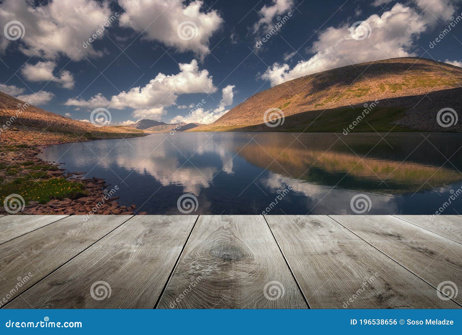 Beautiful Lake with Empty Wooden Table. Natural Template Landscape ...