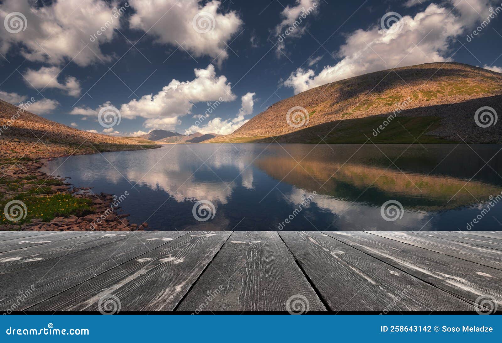 Beautiful Lake with Empty Wooden Table. Natural Template Landscape ...