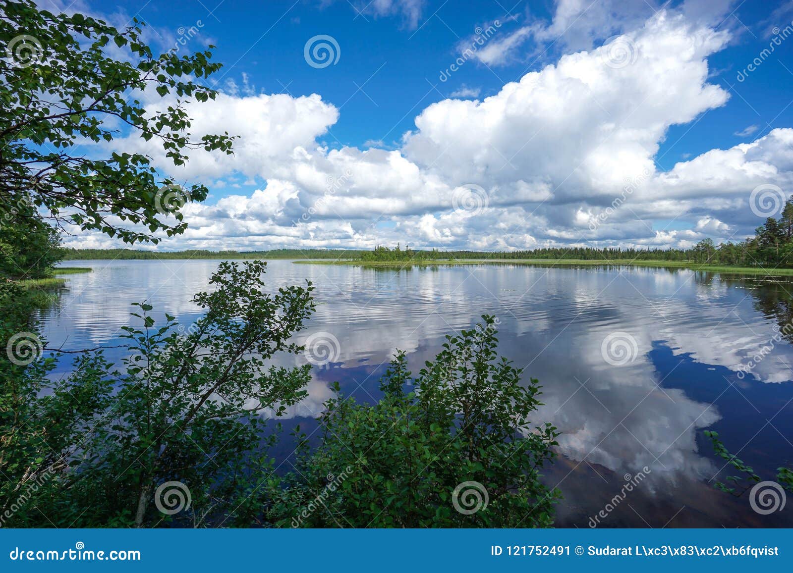 Beautiful Lakeview stock image. Image of stunning, reflection - 121752491