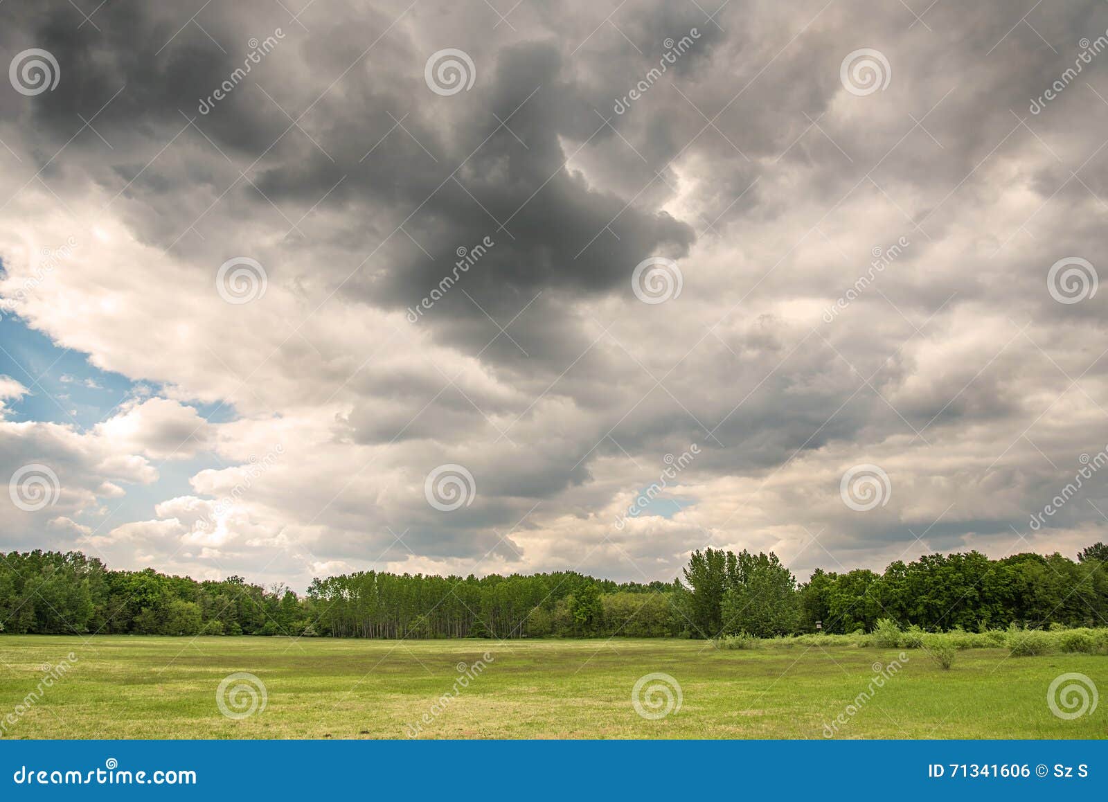 Beautiful Landscape with Dramatic Sky Stock Photo - Image of ...