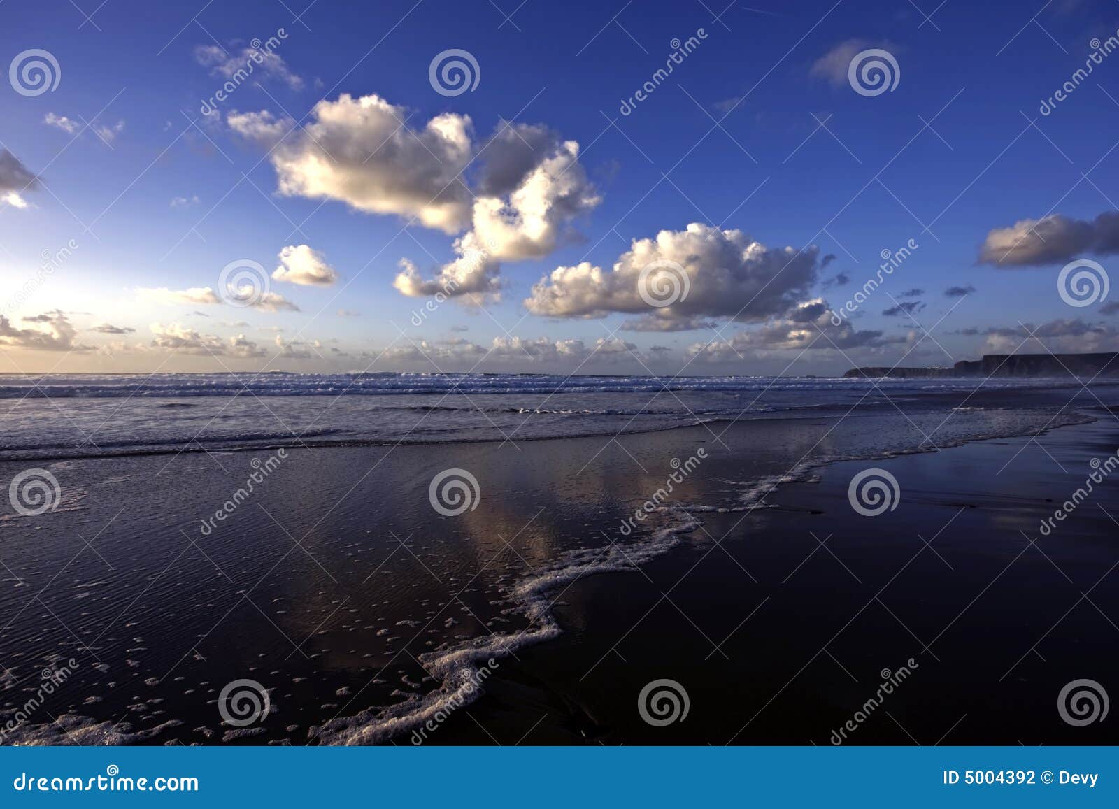 Beautiful Late Afternoon on the Beach Stock Photo - Image of wave ...