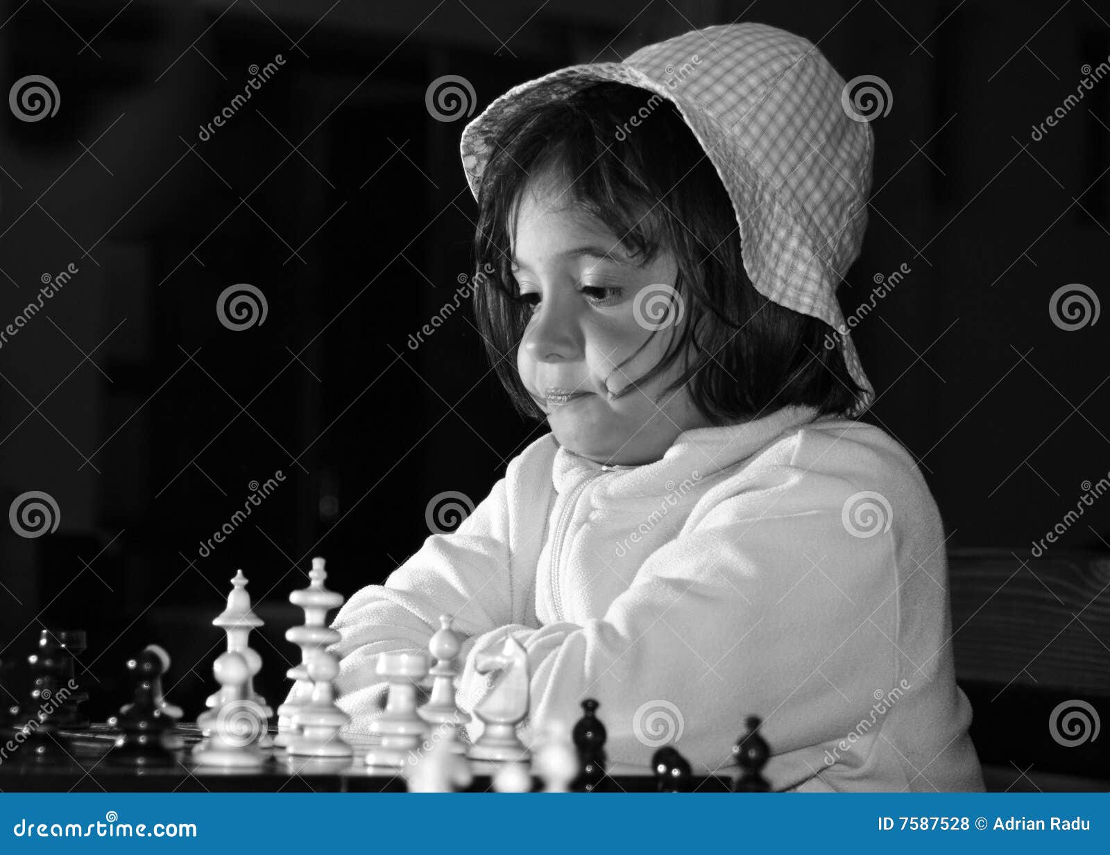 Beautiful Little Girl Playing Chess Stock Photo - Image of elementary ...