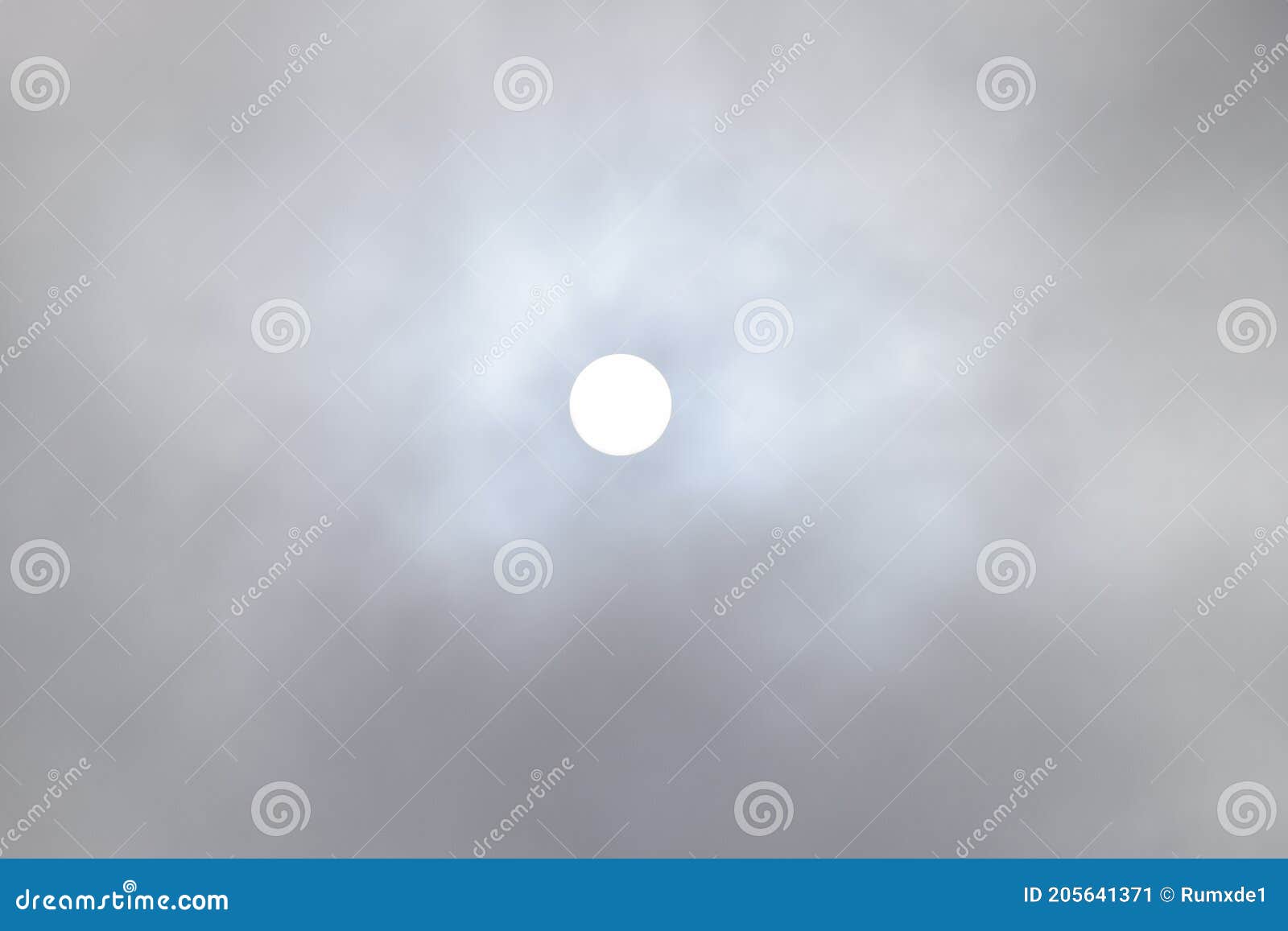 Beautiful Low Sun in Winter Stock Image - Image of light, danger: 205641371