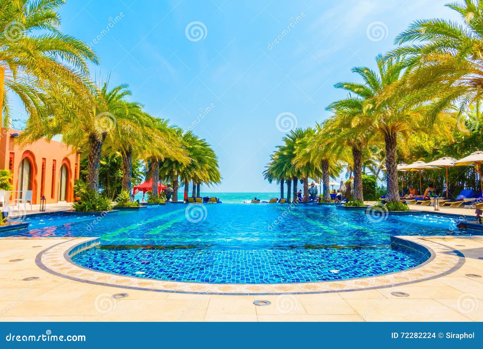 Beautiful Luxury Swimming Pool Editorial Stock Image - Image of blue ...