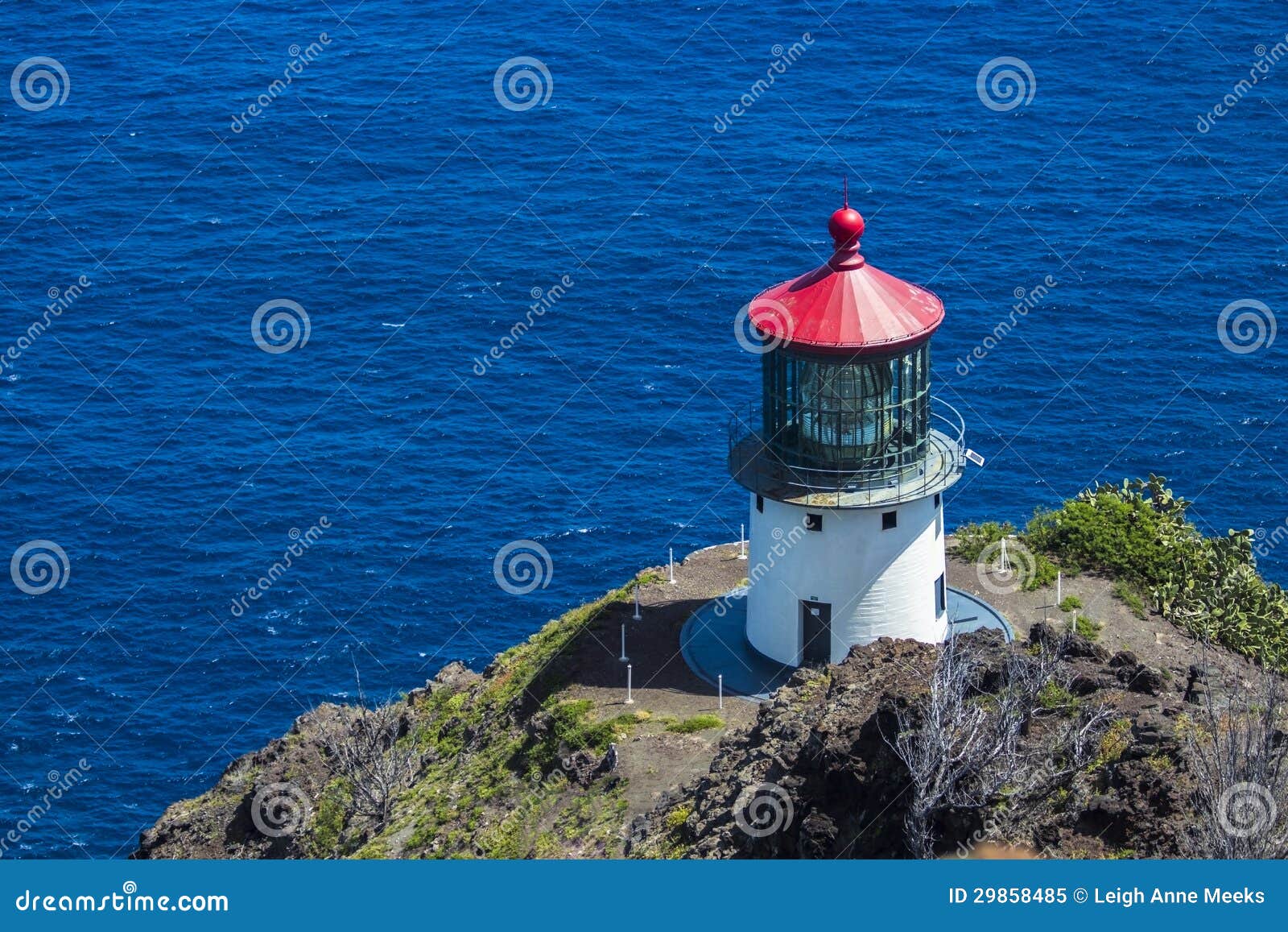 Makapuu Lighthouse stock image. Image of rocks, color - 29858485