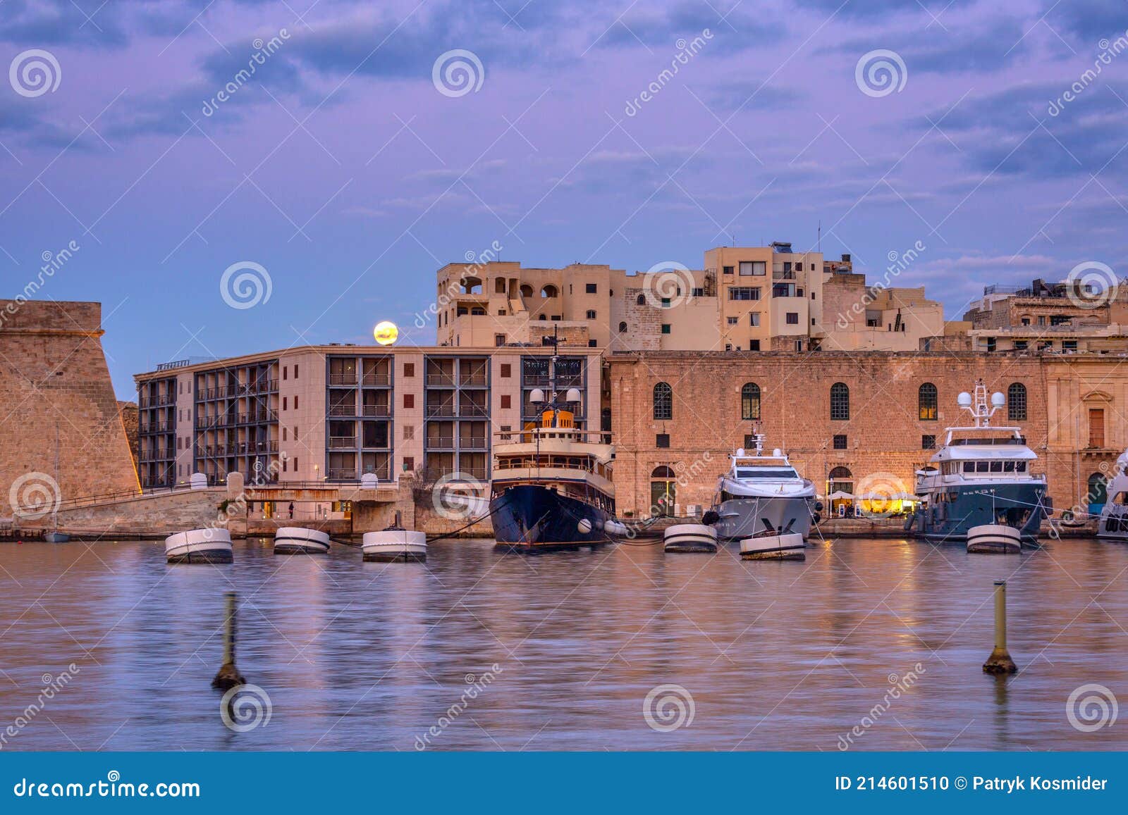 Beautiful Marina of Birgu at Sunset, Malta Stock Photo - Image of town ...