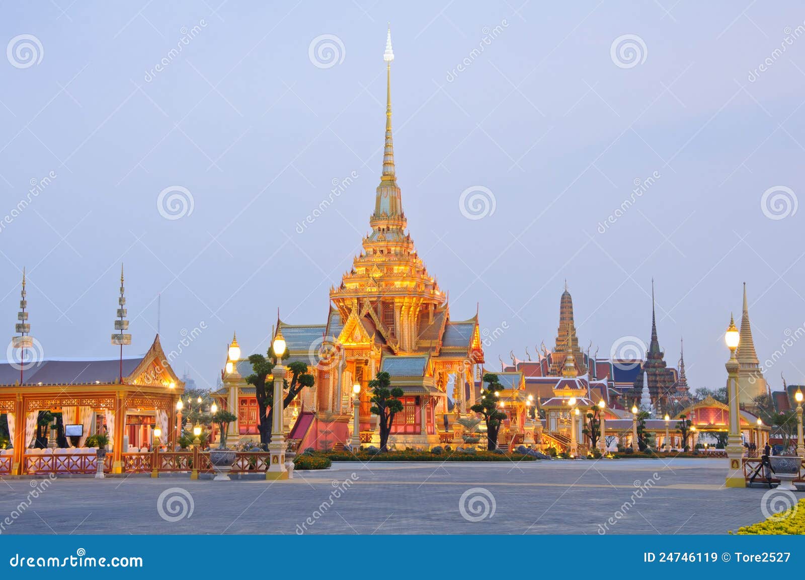 The Beautiful Meru at Sunset Stock Image - Image of grand, buddhist ...
