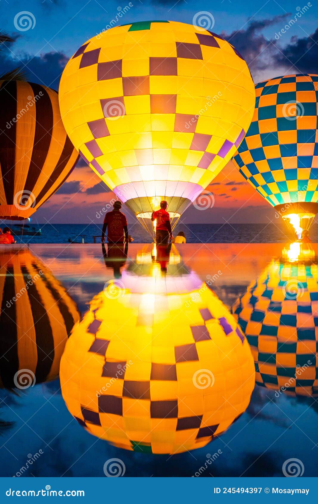 Beautiful Mini Air Balloon and Water Reflection Editorial Photography ...