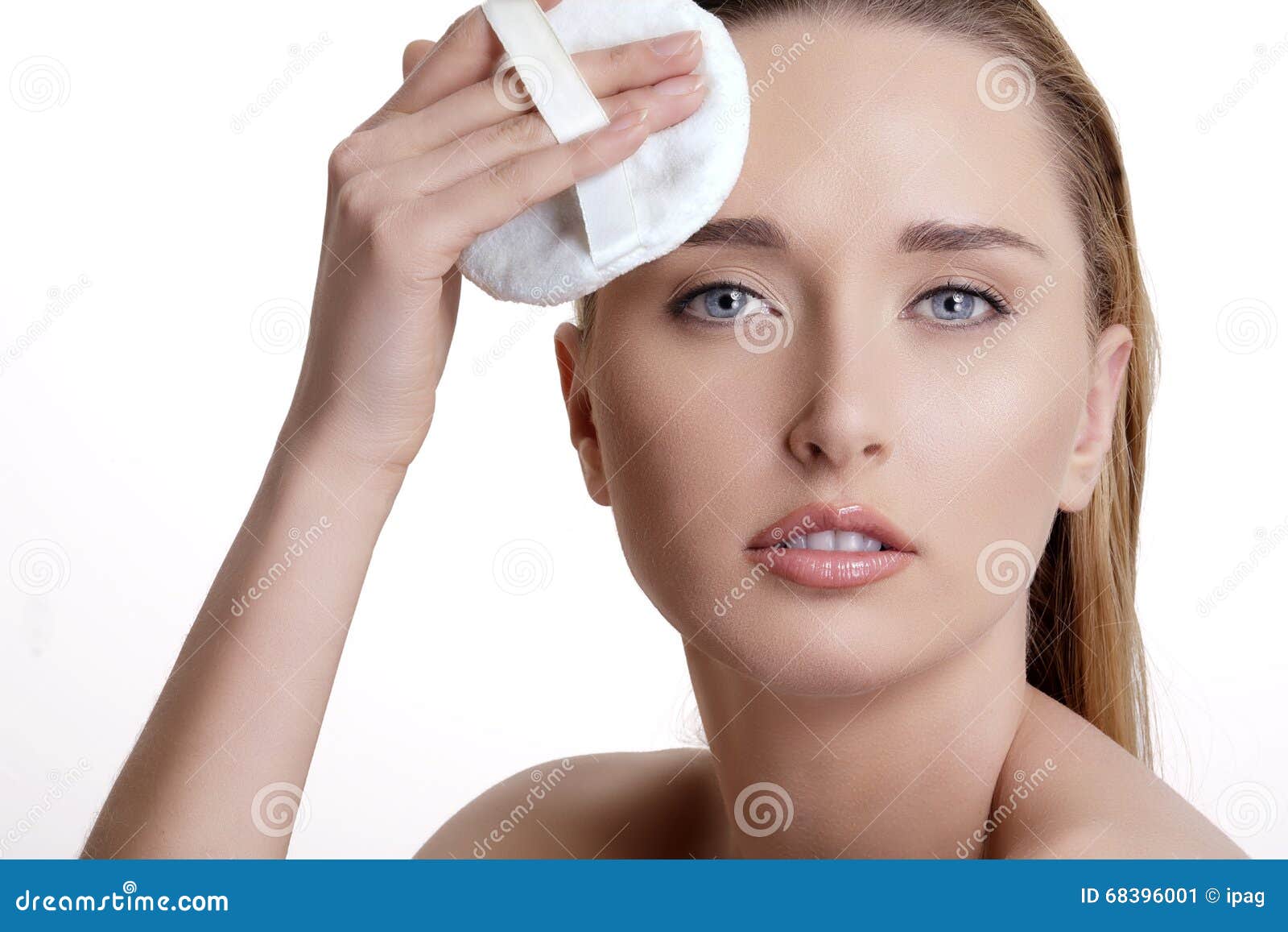 Beautiful Model Applying Powder on Her Face Stock Image - Image of ...
