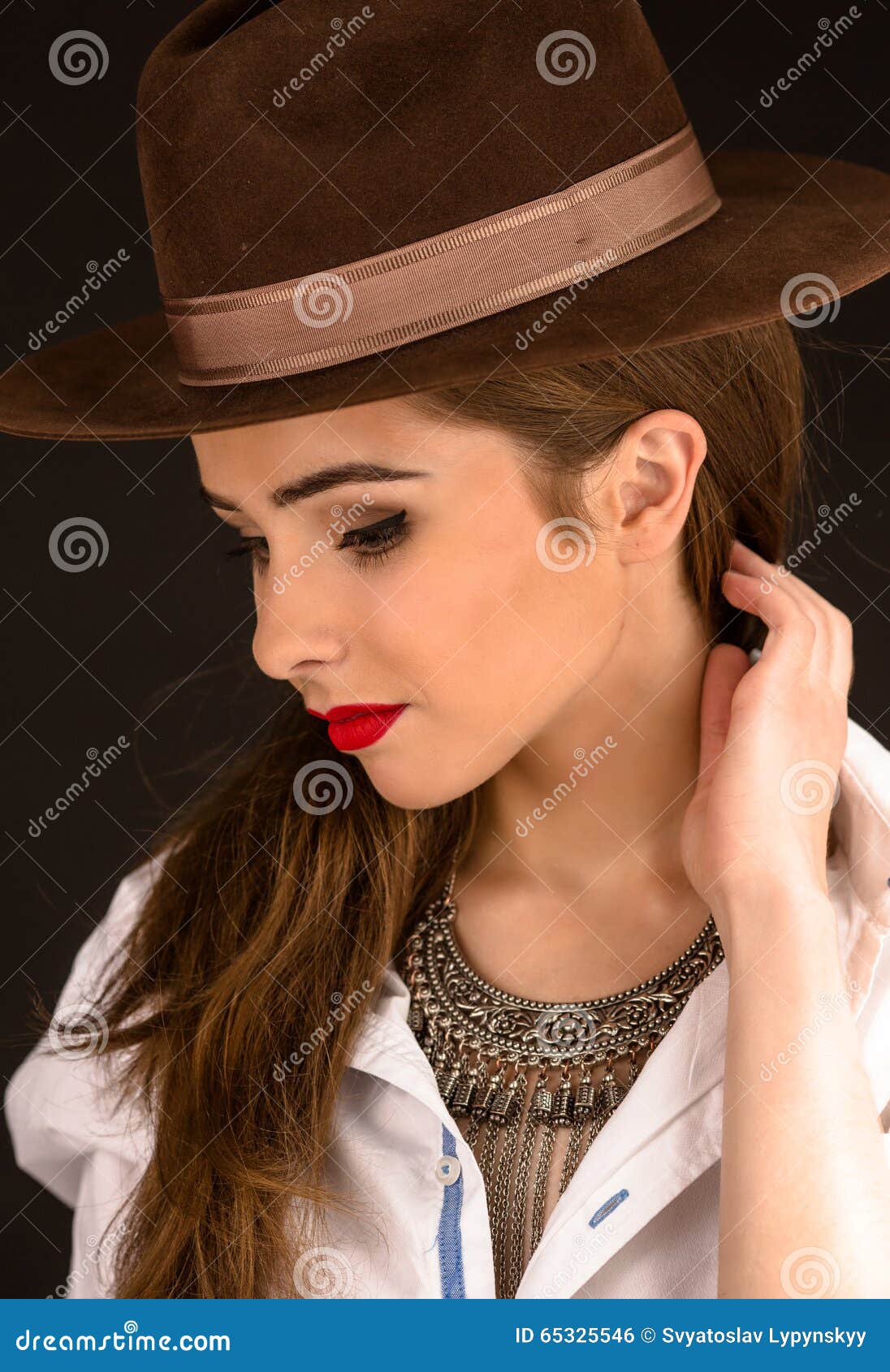 Beautiful Model Lady in Hat in Studio Stock Photo - Image of pretty ...