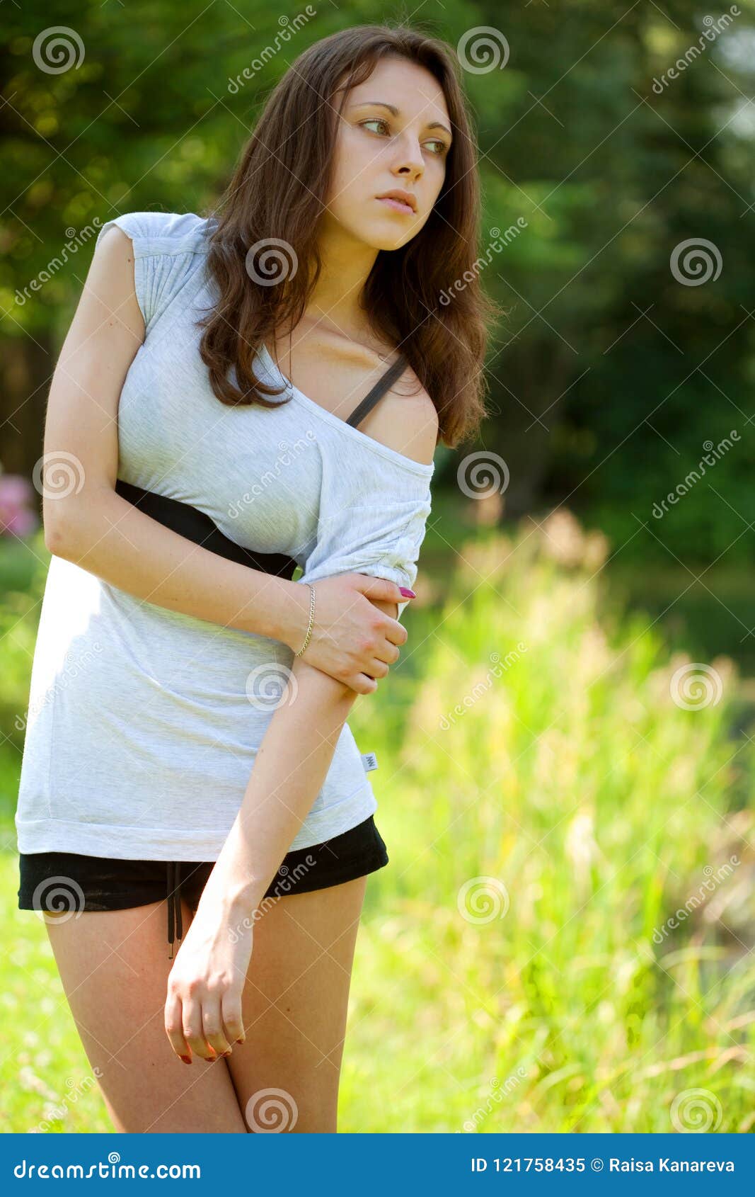 Beautiful Model in the Park Stock Image - Image of outdoor, park: 121758435