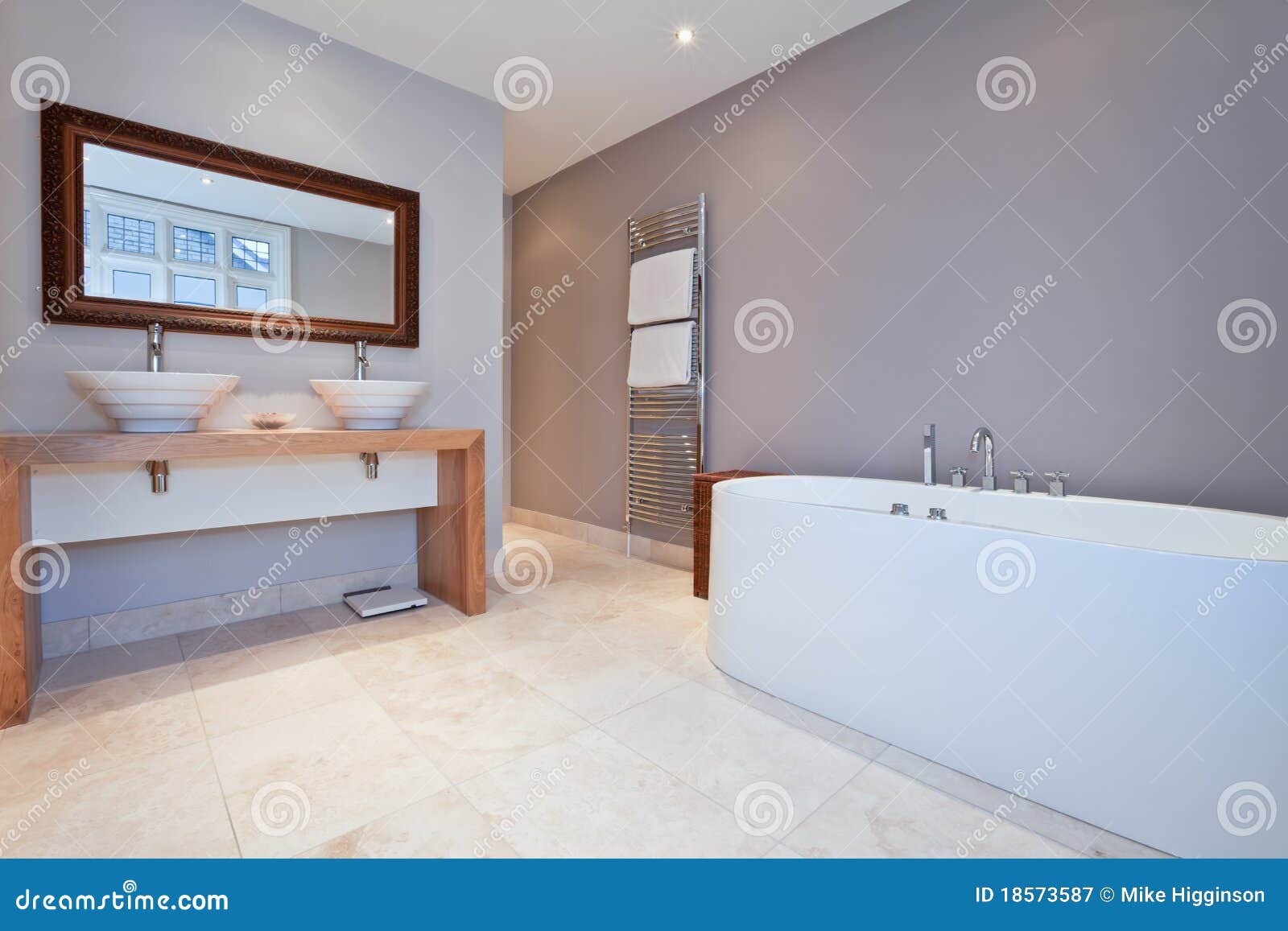 Beautiful modern bathroom stock image. Image of indoors - 18573587