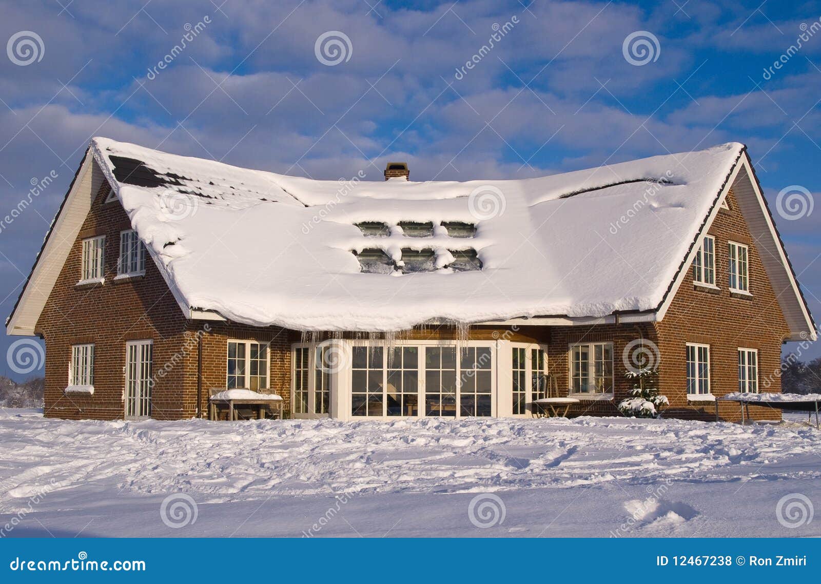 Beautiful Modern House Home in Winter Stock Photo - Image of roof ...