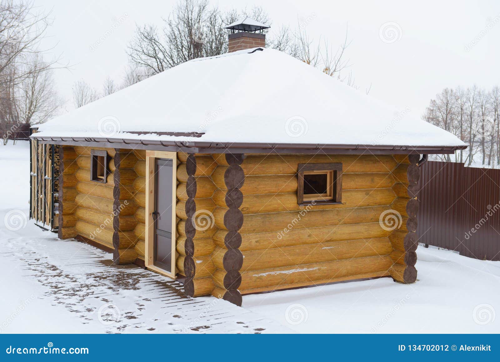 Beautiful Modern Wooden Log Bath Stock Photo - Image of wash, russian ...