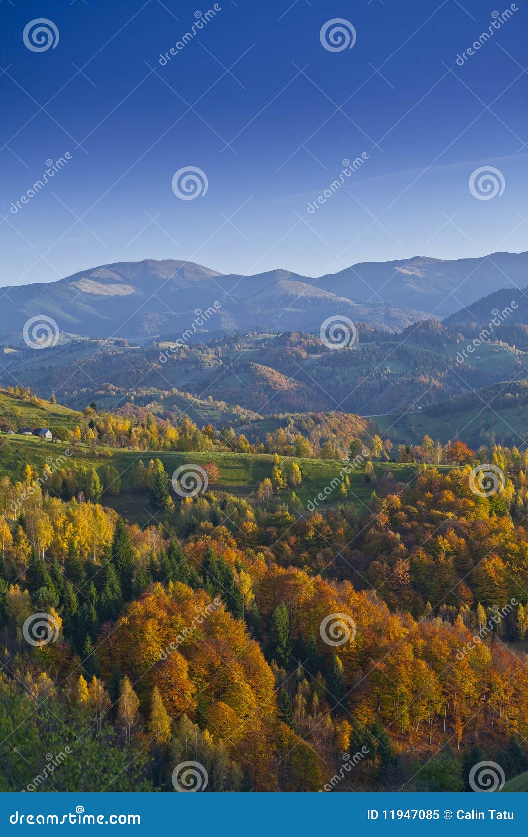 Beautiful Mountain Scenery and Autumn Foliage Stock Image - Image of ...