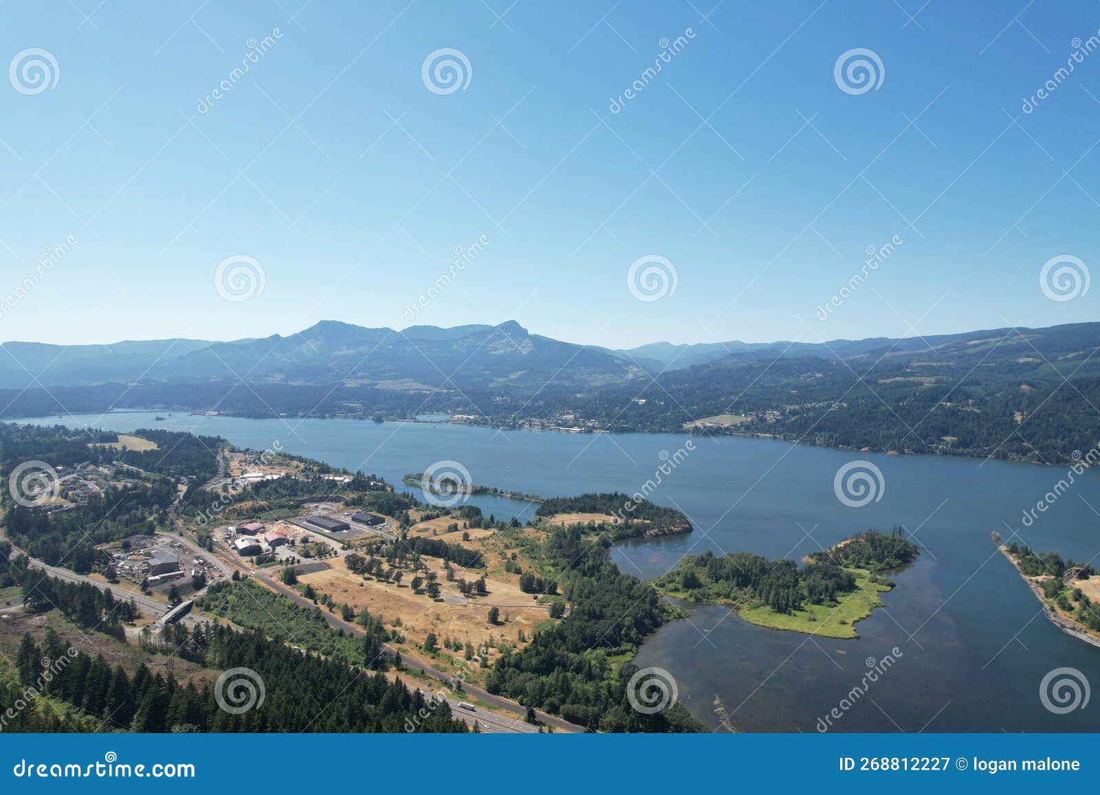 Beautiful Mountain View in Oregon Stock Image - Image of reservoir ...