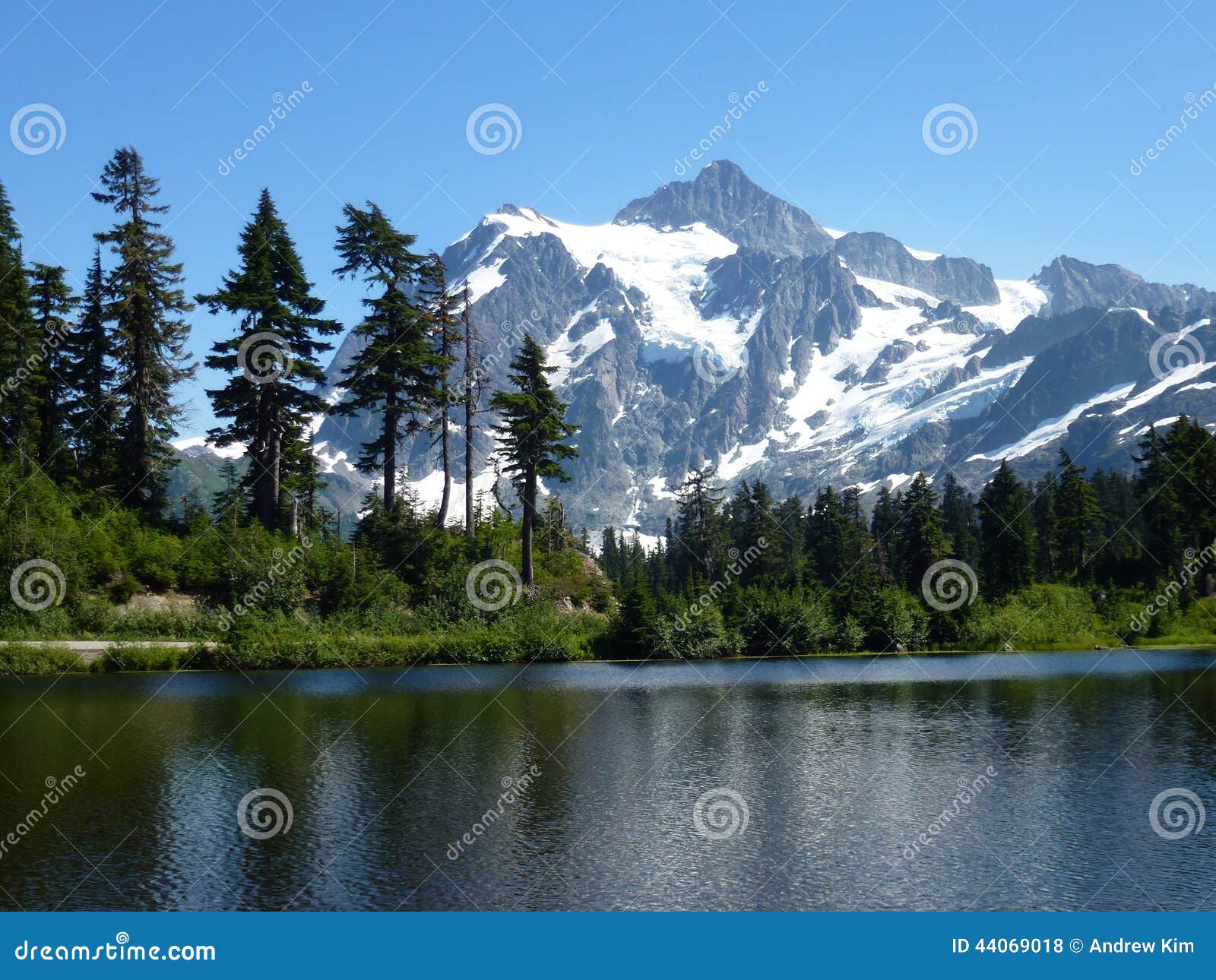 Beautiful Mt Baker stock photo. Image of mountainandlake - 44069018