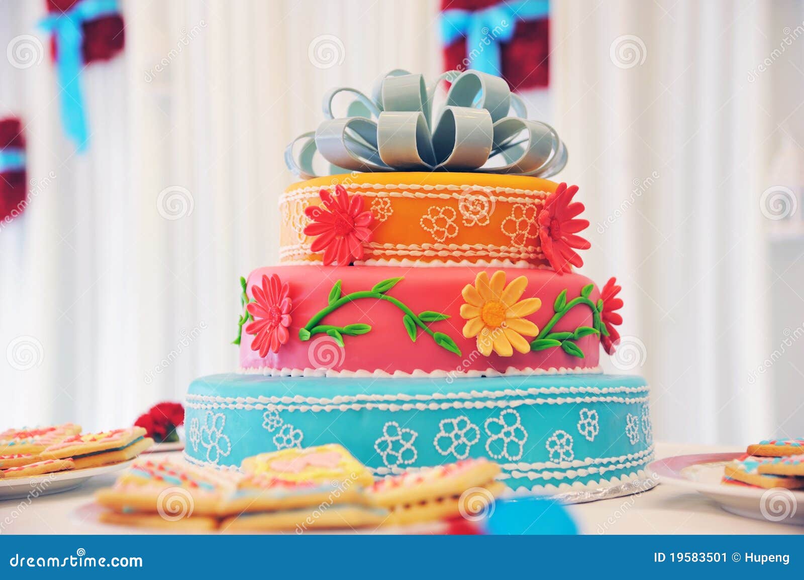 Beautiful Multi-tiered Wedding Cake Stock Image - Image of bride, color ...