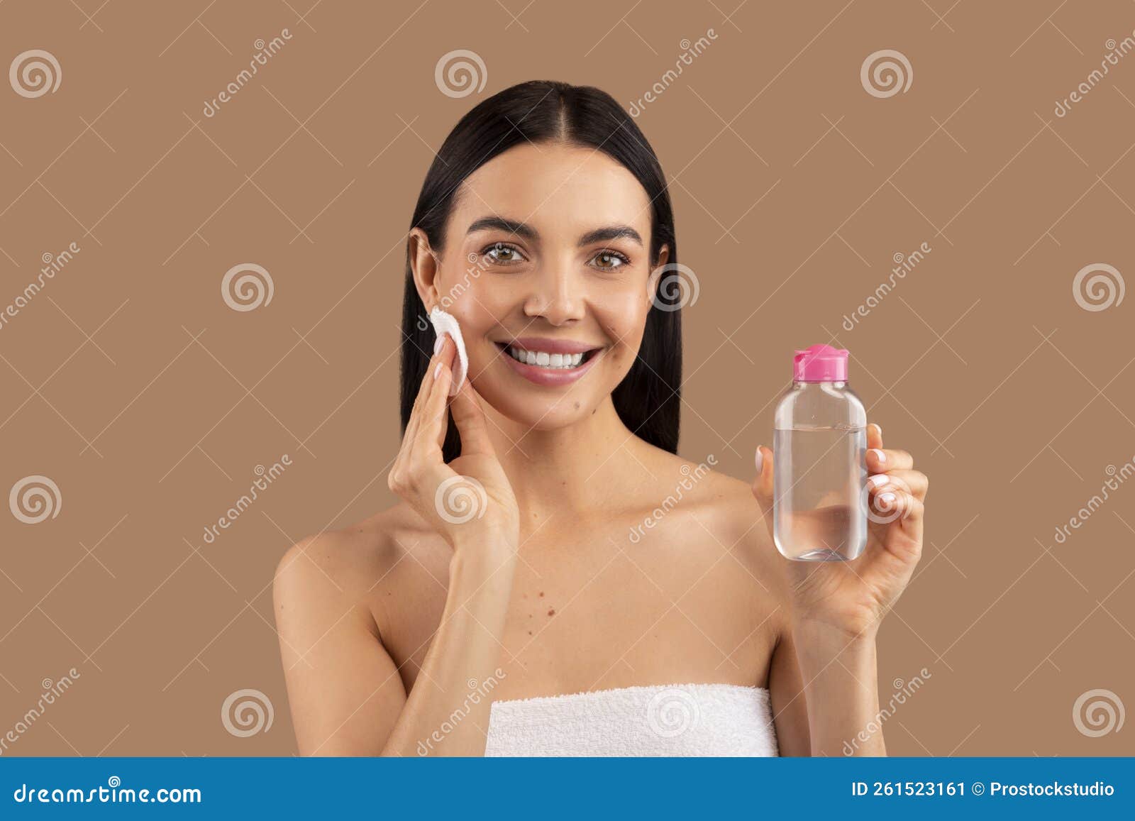 Beautiful Naked Woman Using Micellar Water And Cotton Pad Royalty Free