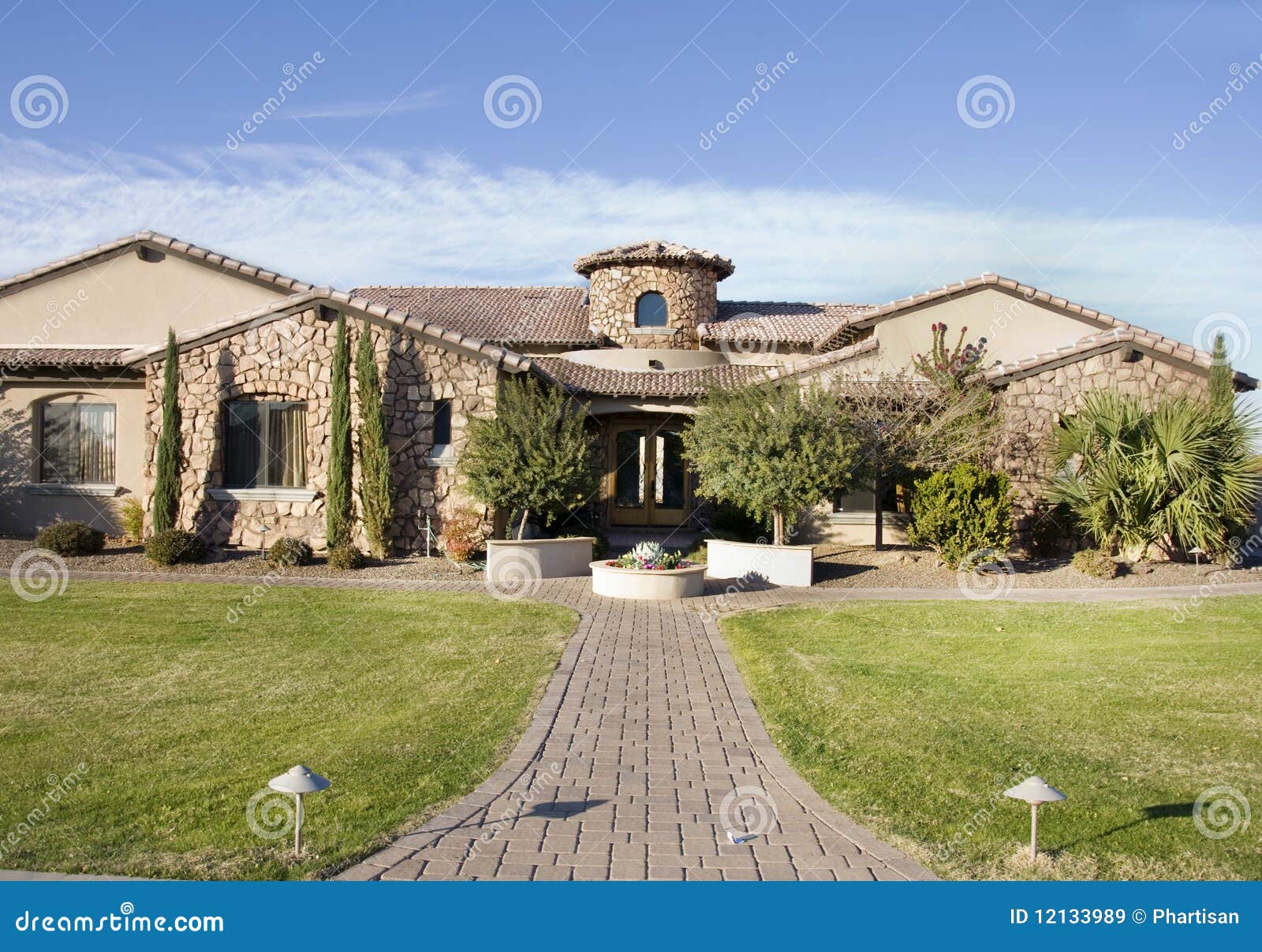 Beautiful new home stock image. Image of facade, southwest - 12133989