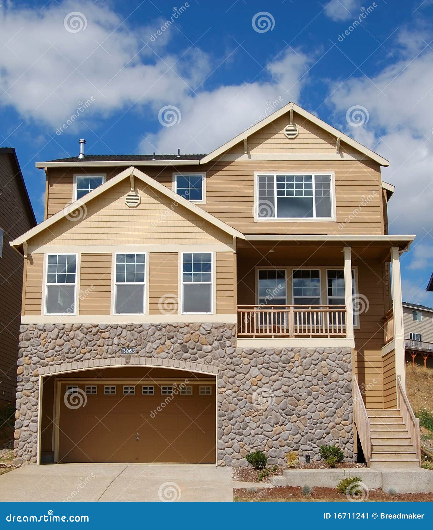 Beautiful New Home stock image. Image of dwelling, modern - 16711241